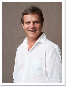 Dr Theuns Eloff – TAO
